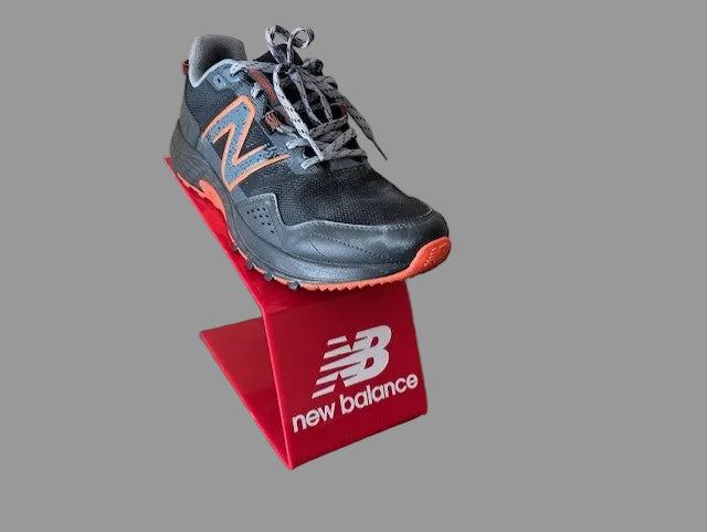 Elevated Shoe Riser - Premium Footwear Display Riser for Retail Stores ...