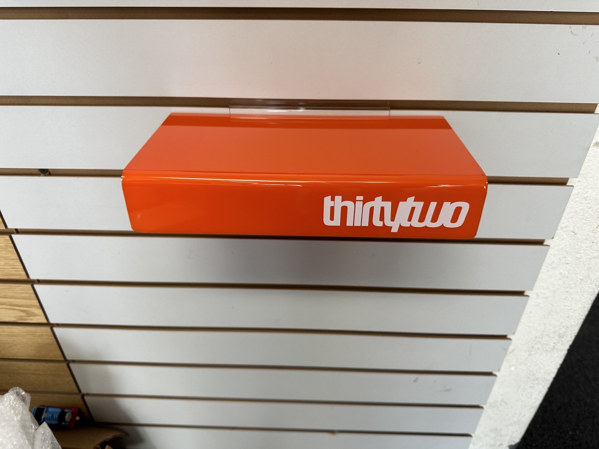 Orange Slatwall Shoe Shelf – Sd&f